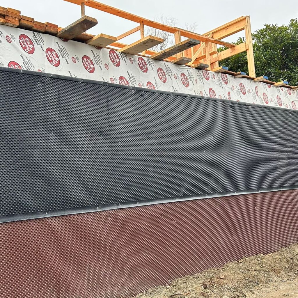 Install wrap stick and Dimple board include flashing - Ikan Crack Repair